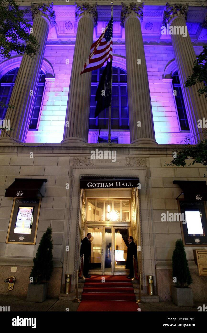 New York, NY, USA. 1st Oct, 2018. at arrivals for The Brady Center to ...