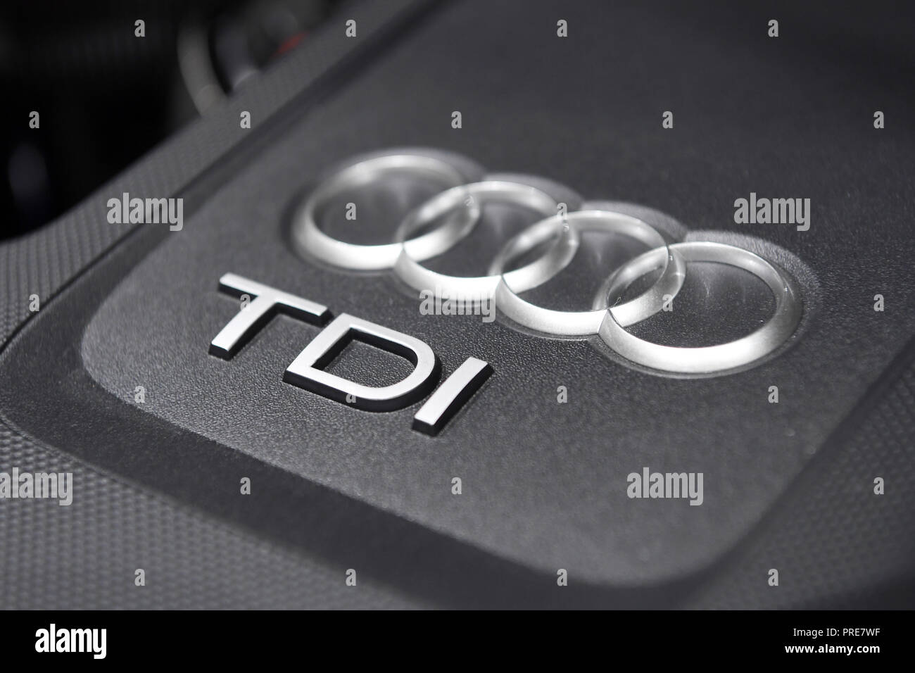 Audi and engine and 2 0 tdi hi-res stock photography and images - Alamy