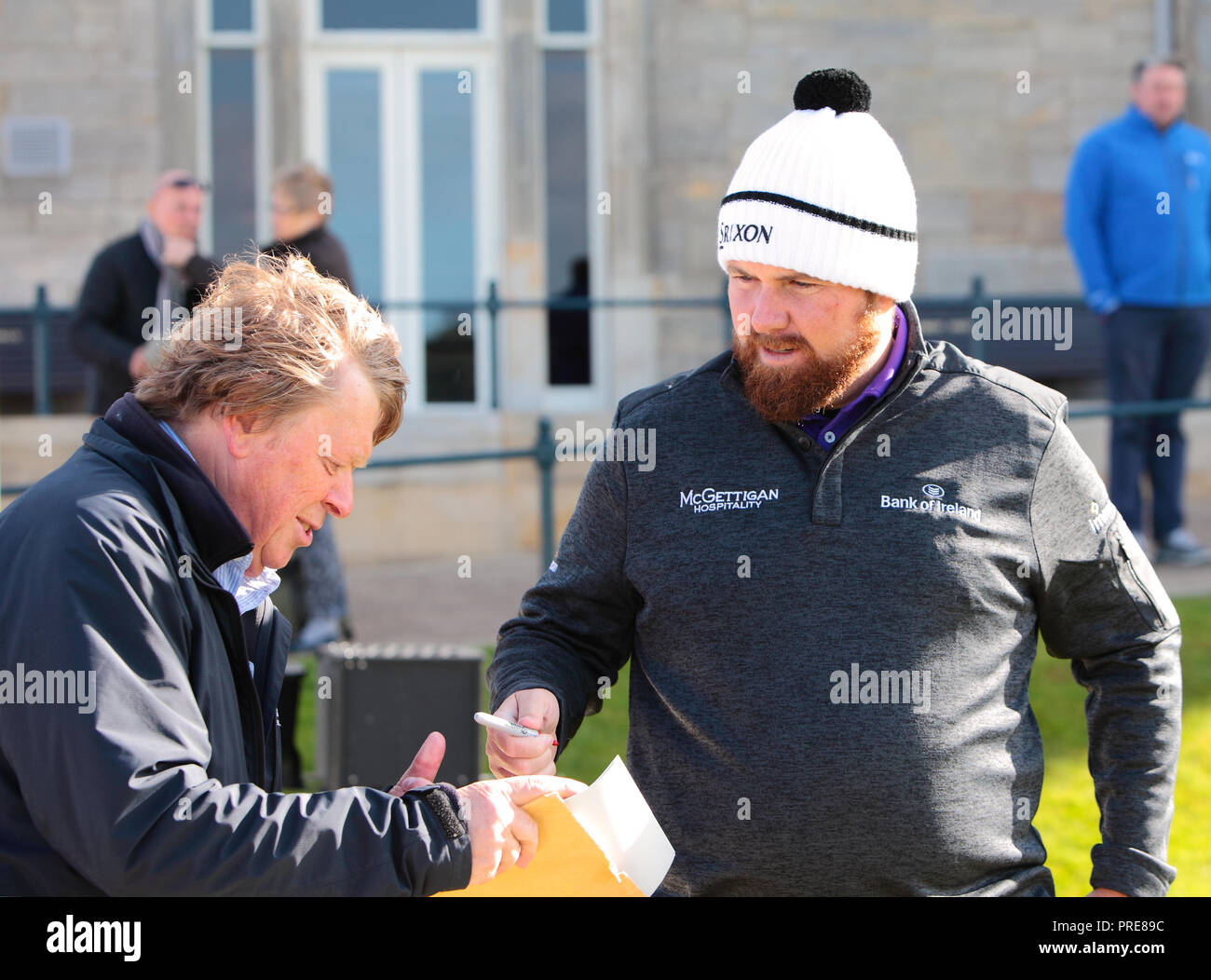 St Andrews, Scotland, UK. 2nd October, 2018. Shane Lowry practices and ...