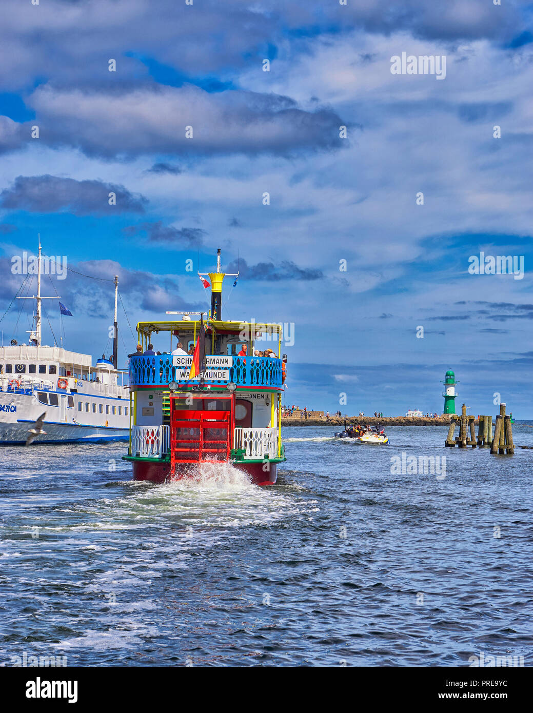 Vintage paddlwheel steamboat painted on the waters of a swamp Stock ...