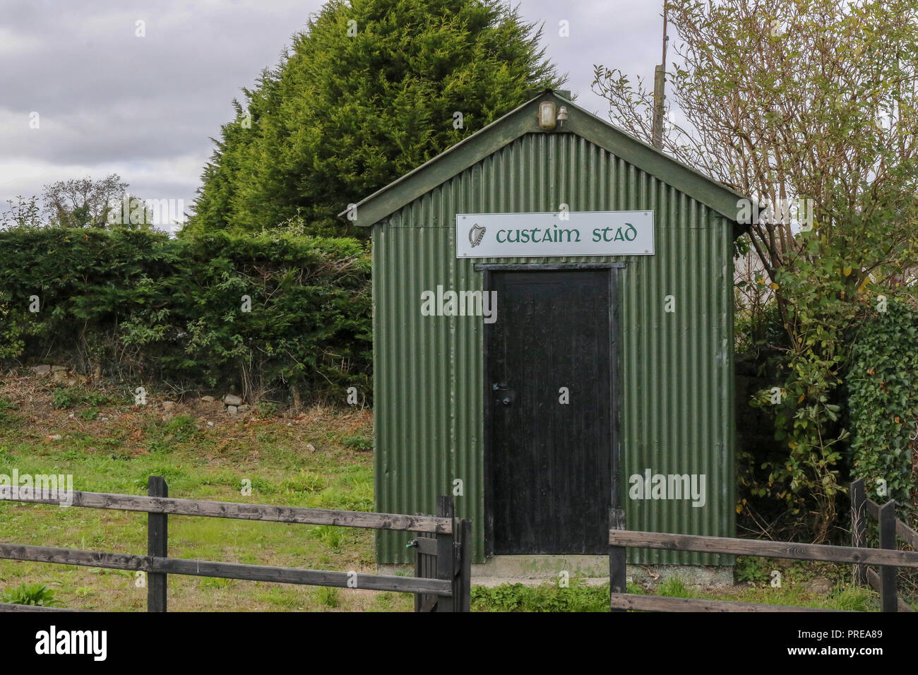 Old irish border hi-res stock photography and images - Alamy