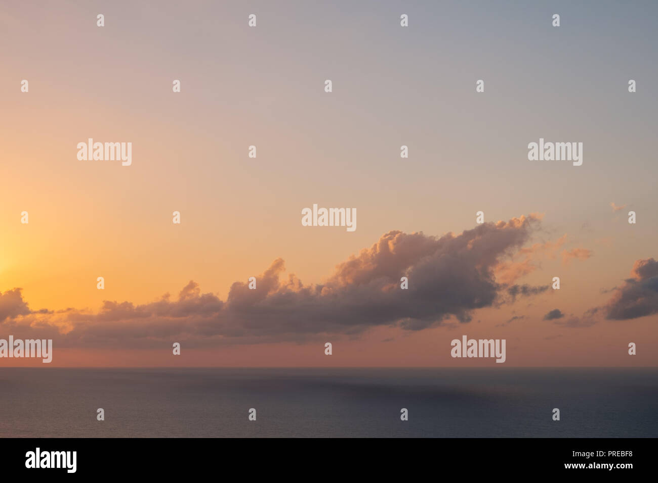 Ocean background hi-res stock photography and images - Alamy