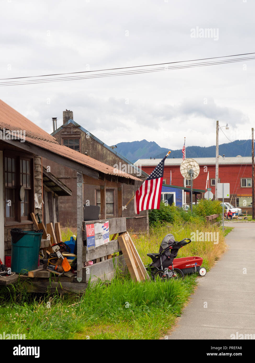 House With An American Flag Stock Photo - Alamy