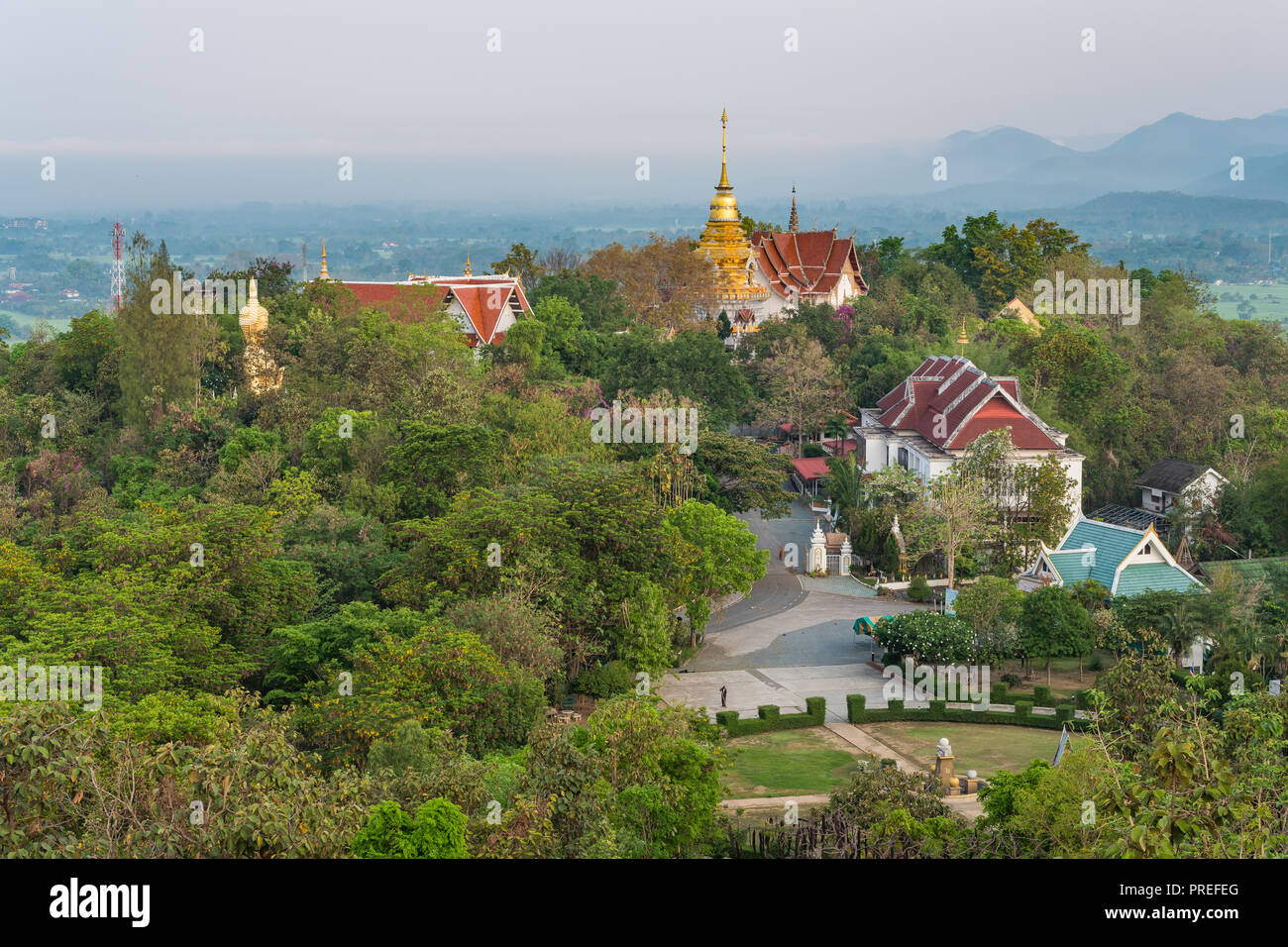 Doi saket hi-res stock photography and images - Alamy