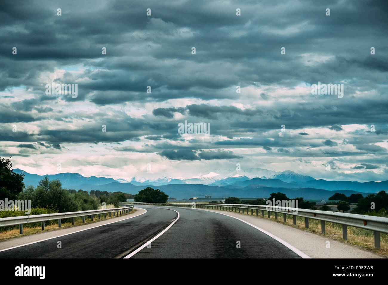 Motorway landscape hi-res stock photography and images - Alamy