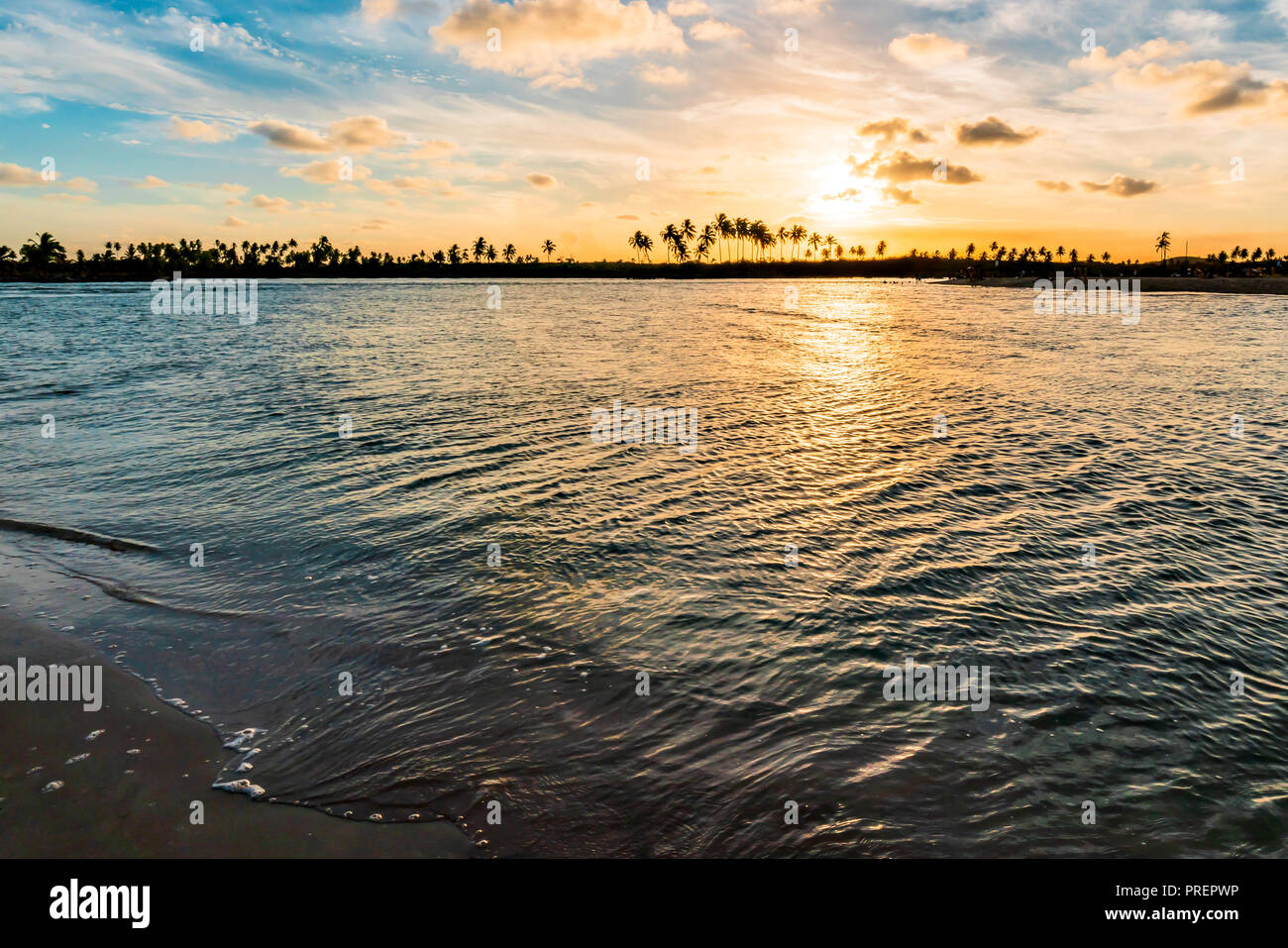 Scenic Tropical Sunset at Maracaipe Beach, near Porto de Galinhas Beach ...