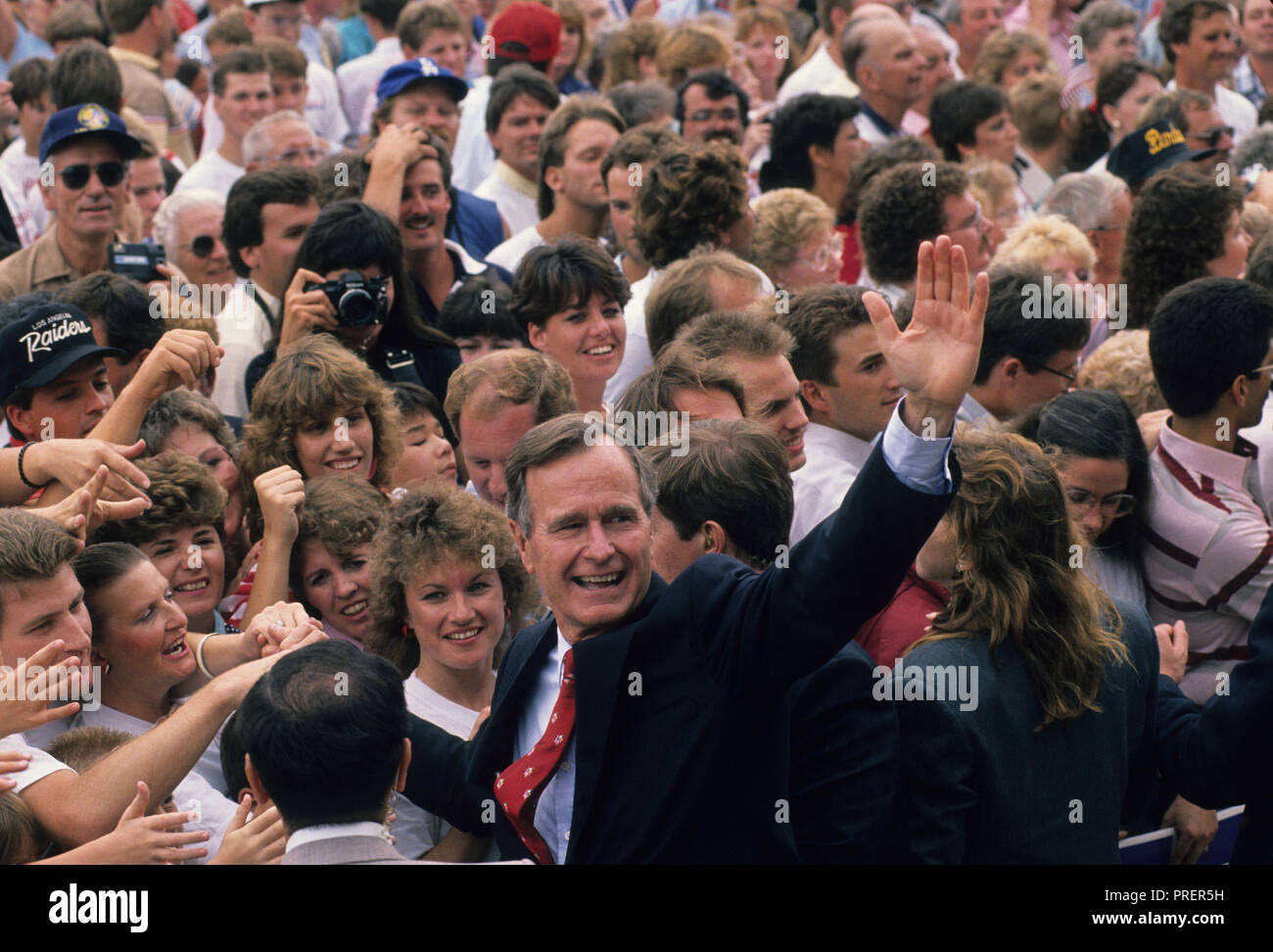 Dan quayle hi-res stock photography and images - Alamy