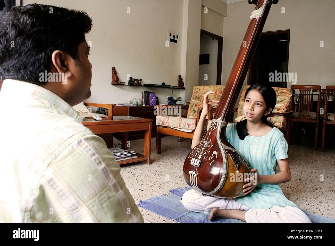 Hindustani classical music hi-res stock photography and images - Alamy