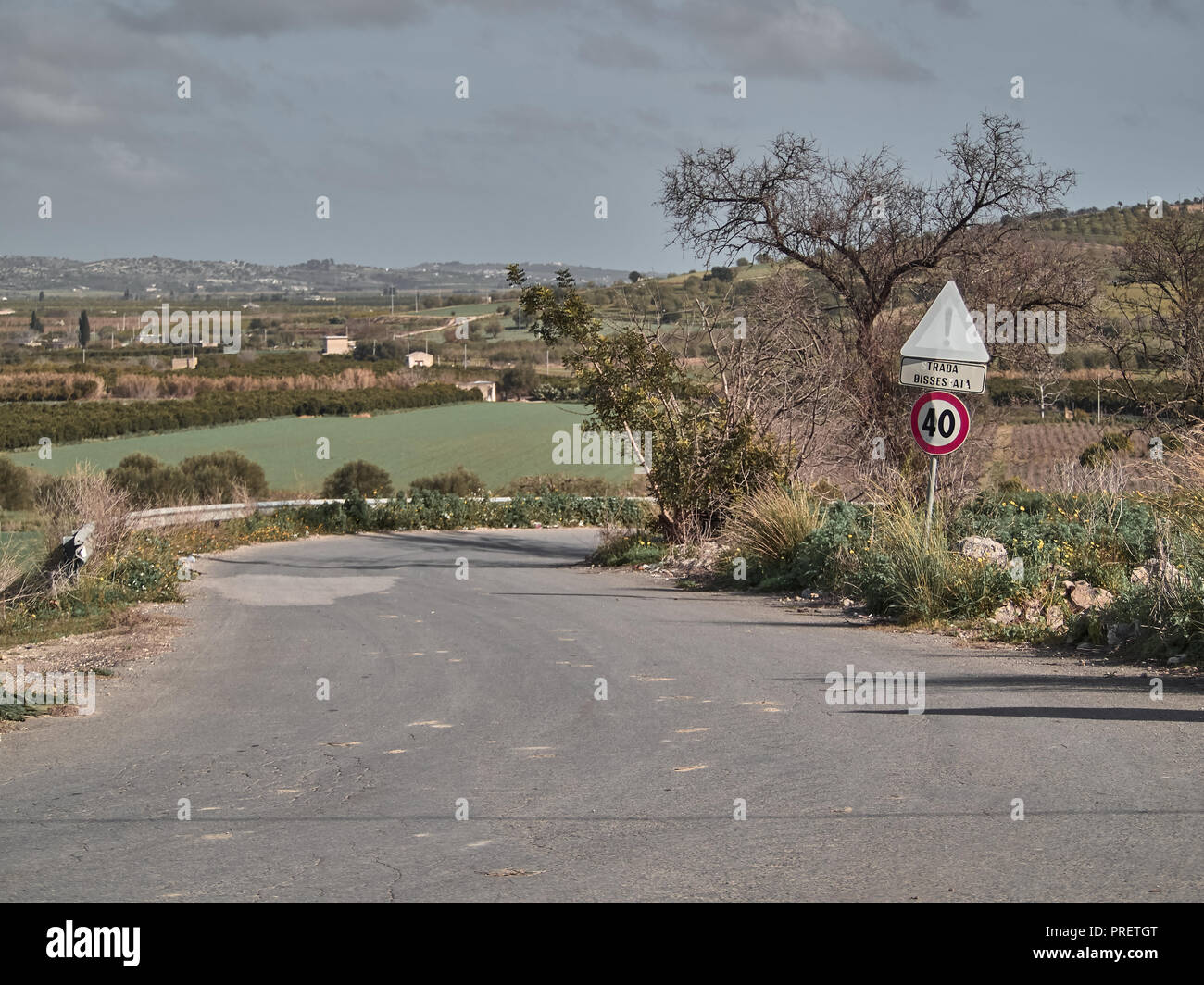 Floral street view hi-res stock photography and images - Alamy