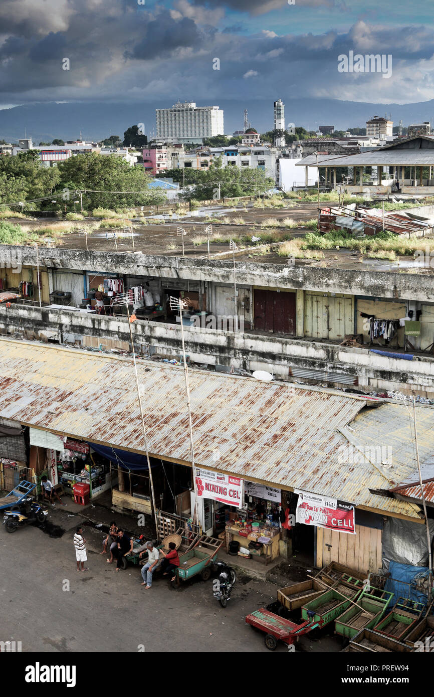 Manado port hi-res stock photography and images - Alamy