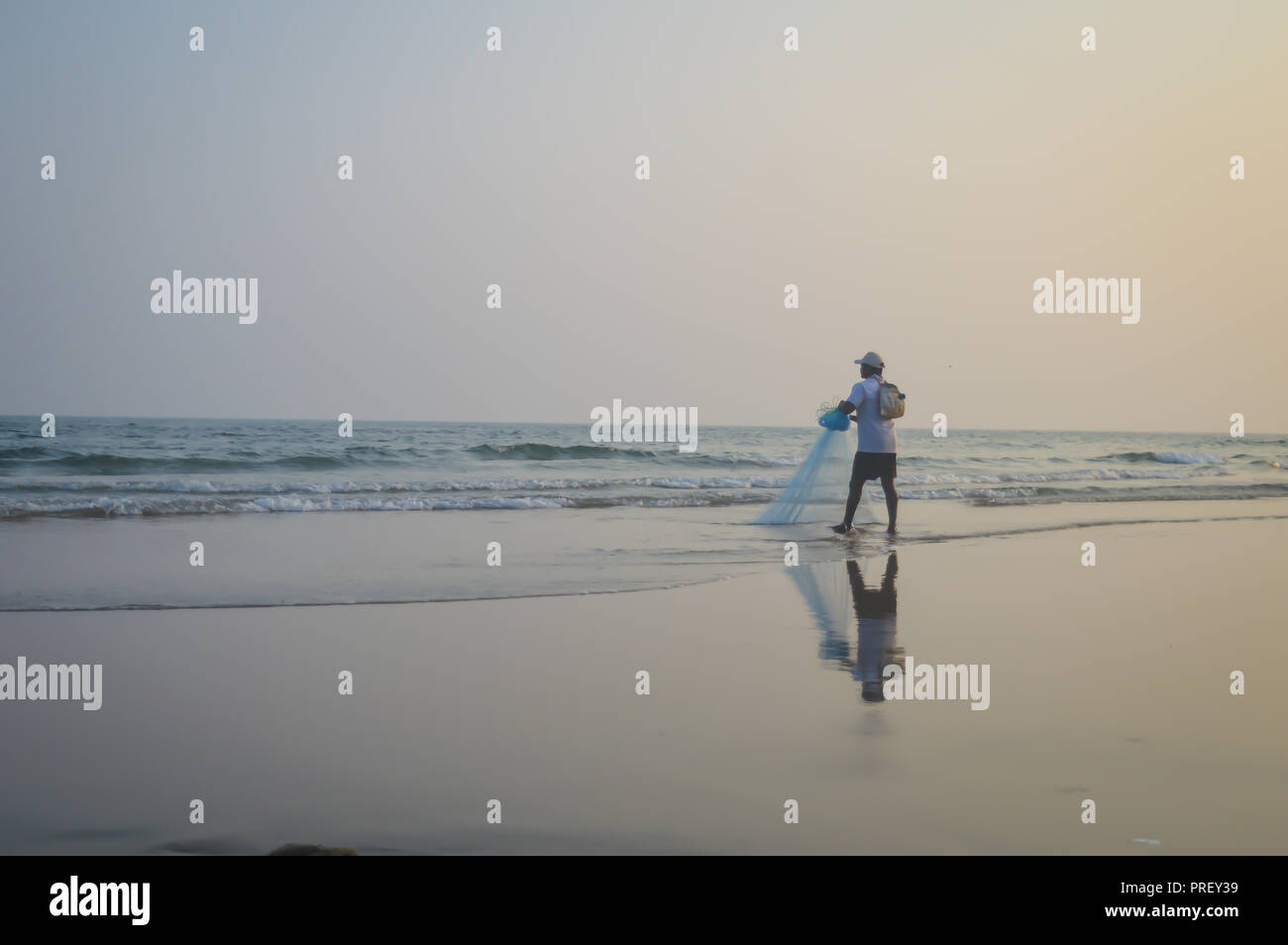 Traditional indian fishery hi-res stock photography and images - Alamy