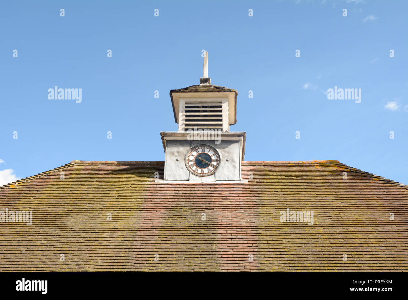 Hexton village hi-res stock photography and images - Alamy