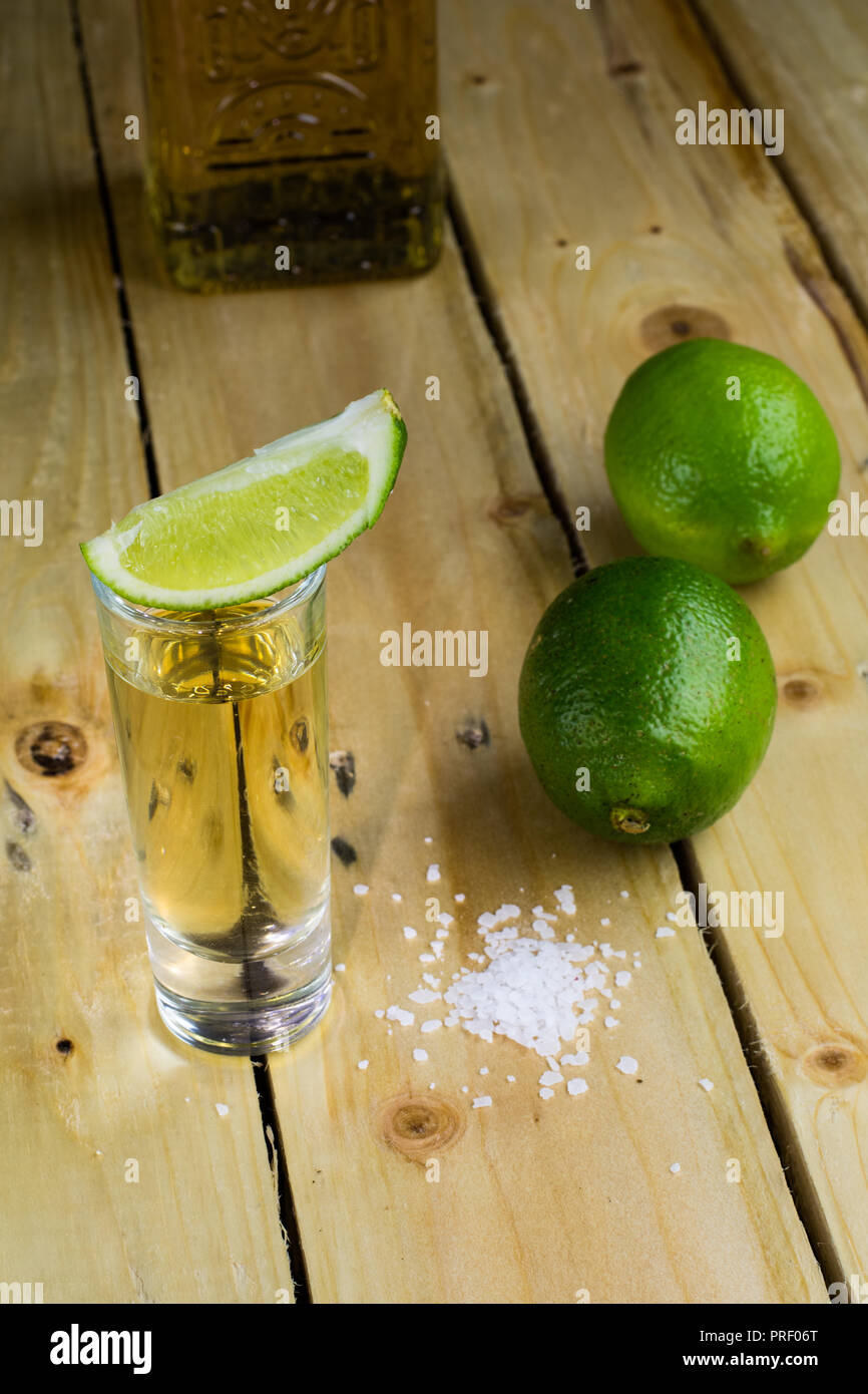 Gold tequila hi-res stock photography and images - Alamy