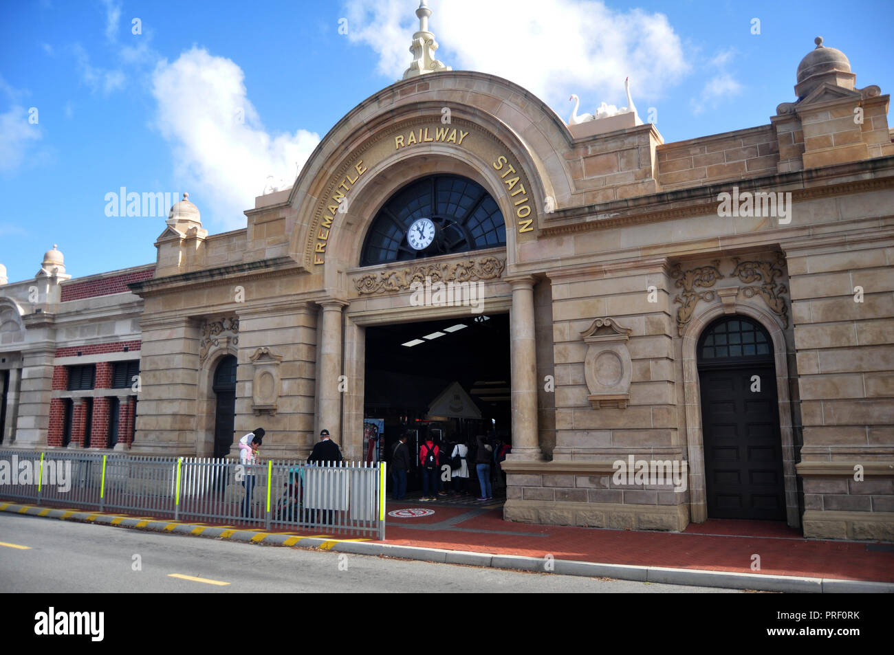Fremantle perth train hi-res stock photography and images - Alamy
