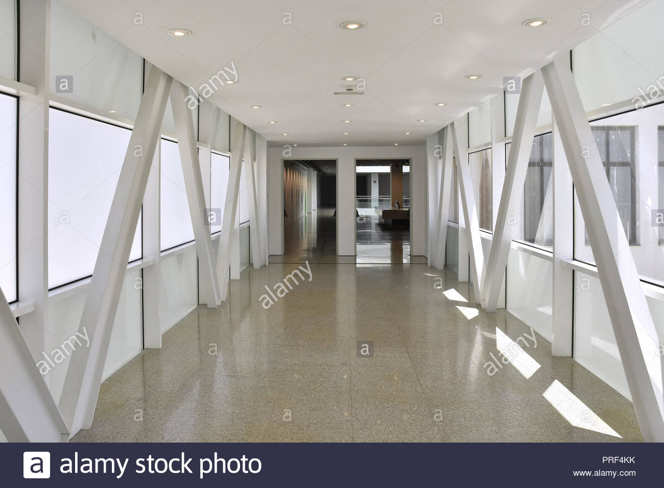 Warren Trusses High Resolution Stock Photography and Images - Alamy