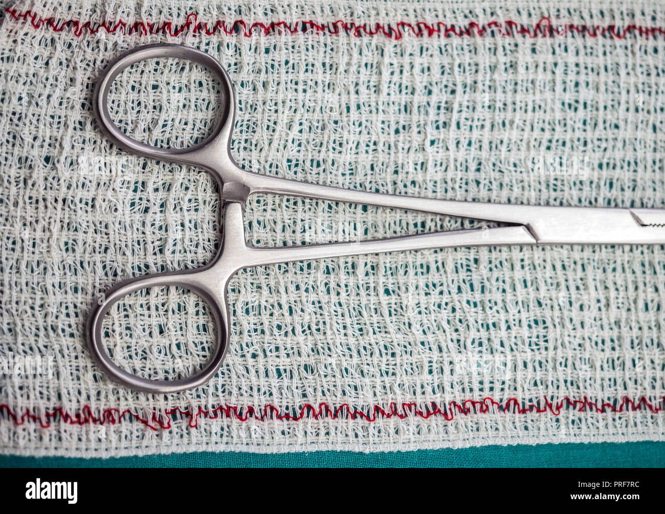 Surgical clamp hi-res stock photography and images - Alamy