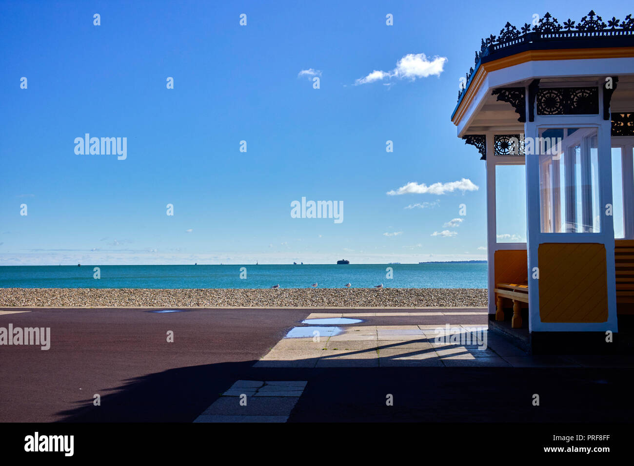 Victorian seafront shelter hi-res stock photography and images - Alamy