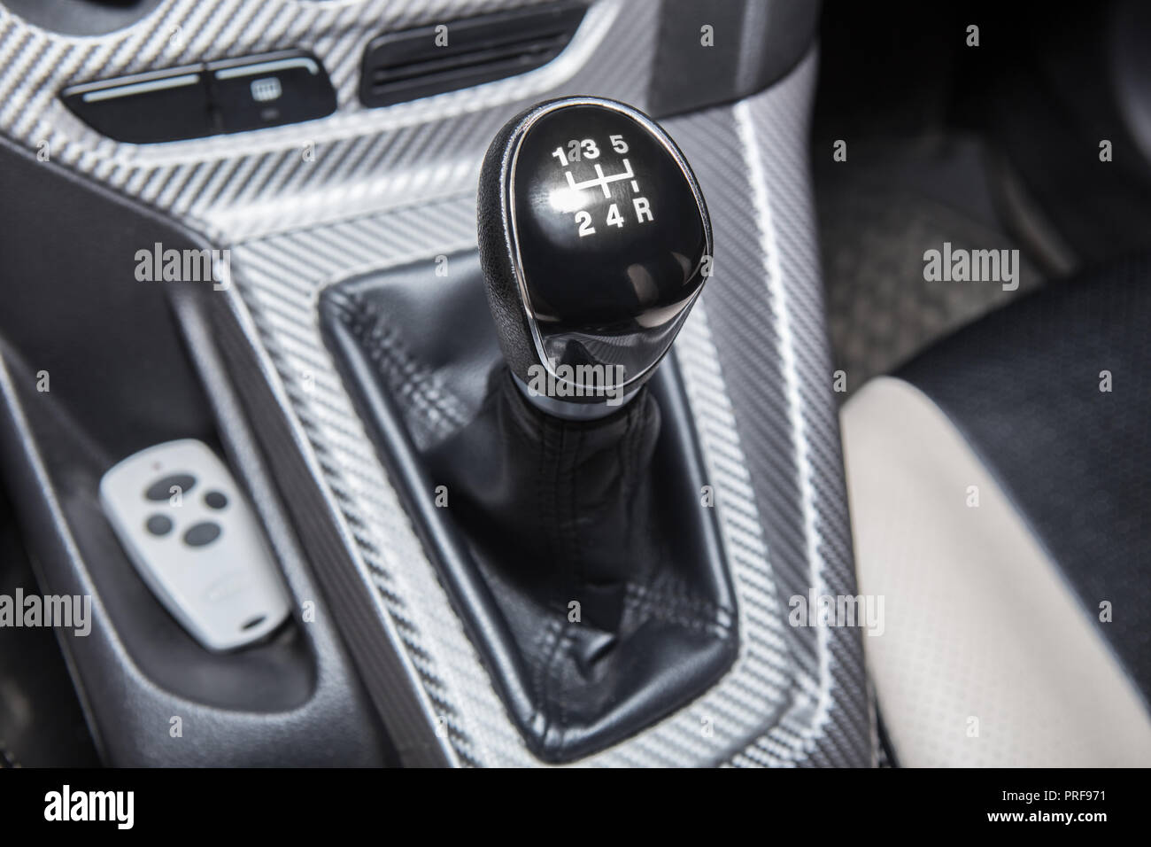 Manuel gearbox hi-res stock photography and images - Alamy