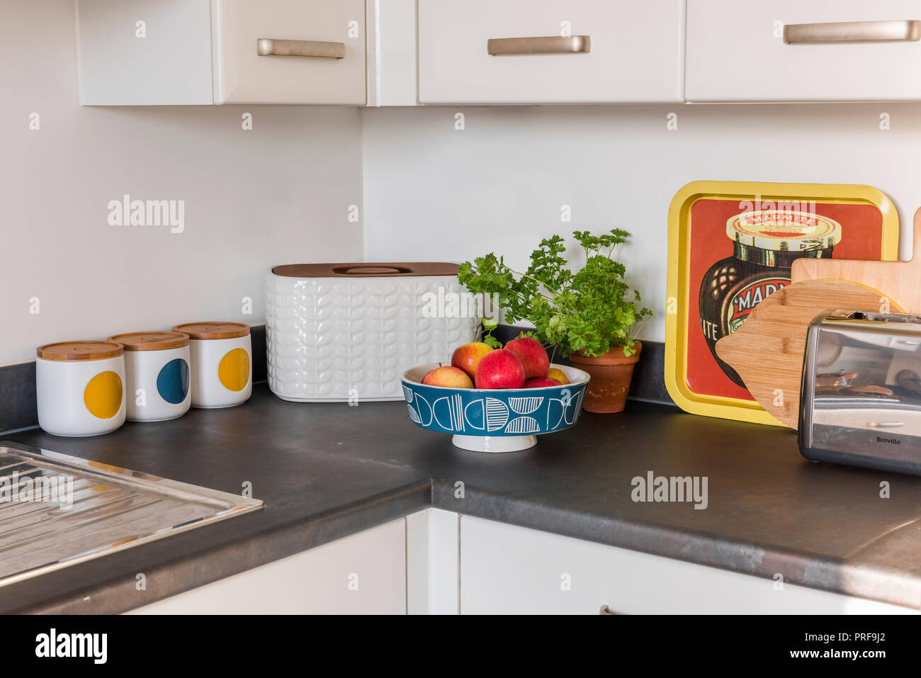 1960s kitchen counters hi-res stock photography and images - Alamy