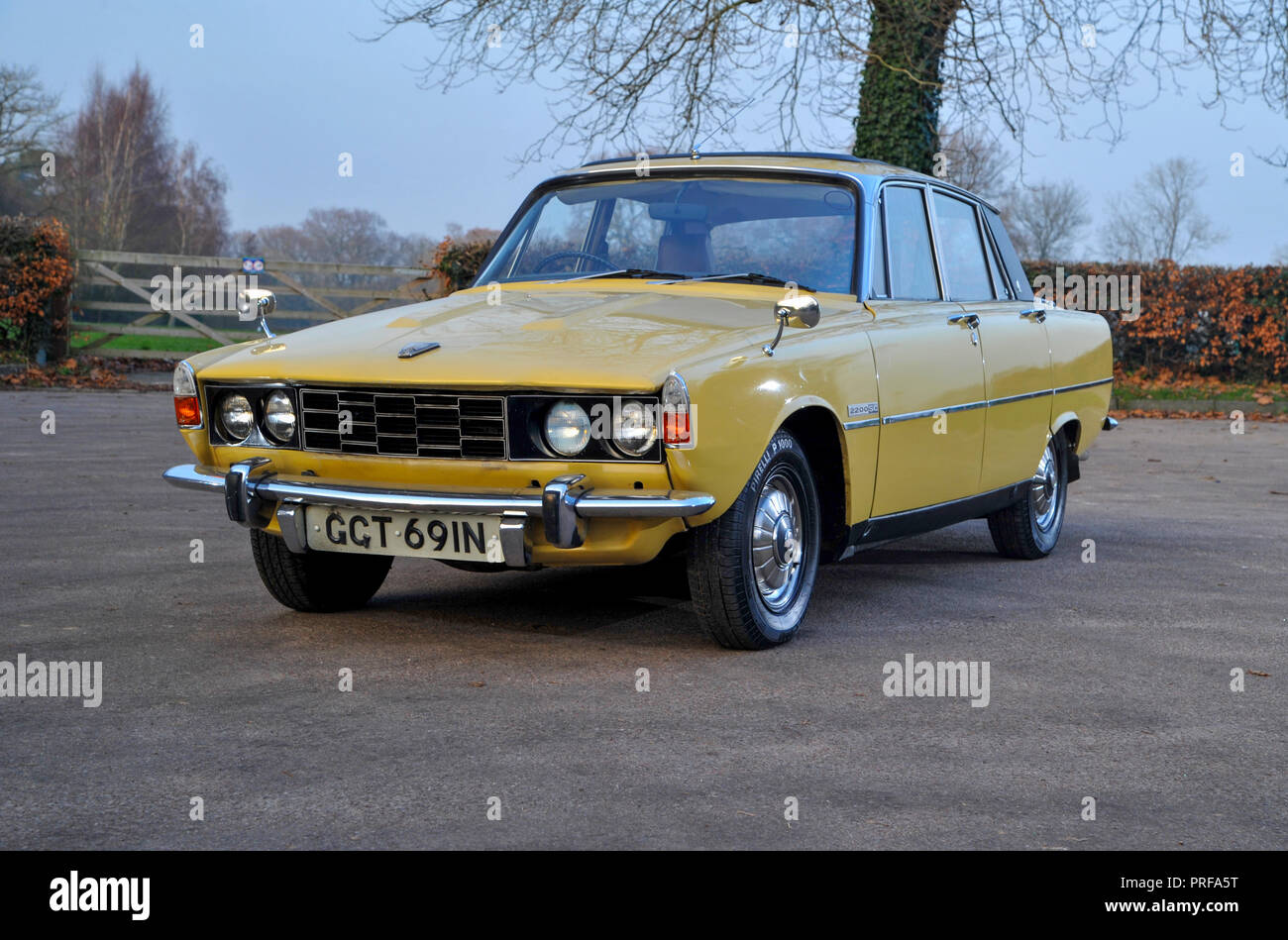 1974 rover car hi-res stock photography and images - Alamy