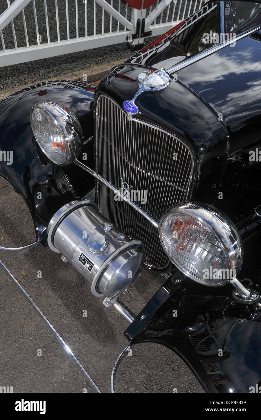 1932 Ford High-boy style hot rod Stock Photo - Alamy