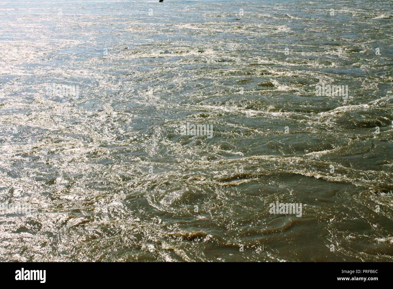 Harbor dam hi-res stock photography and images - Alamy