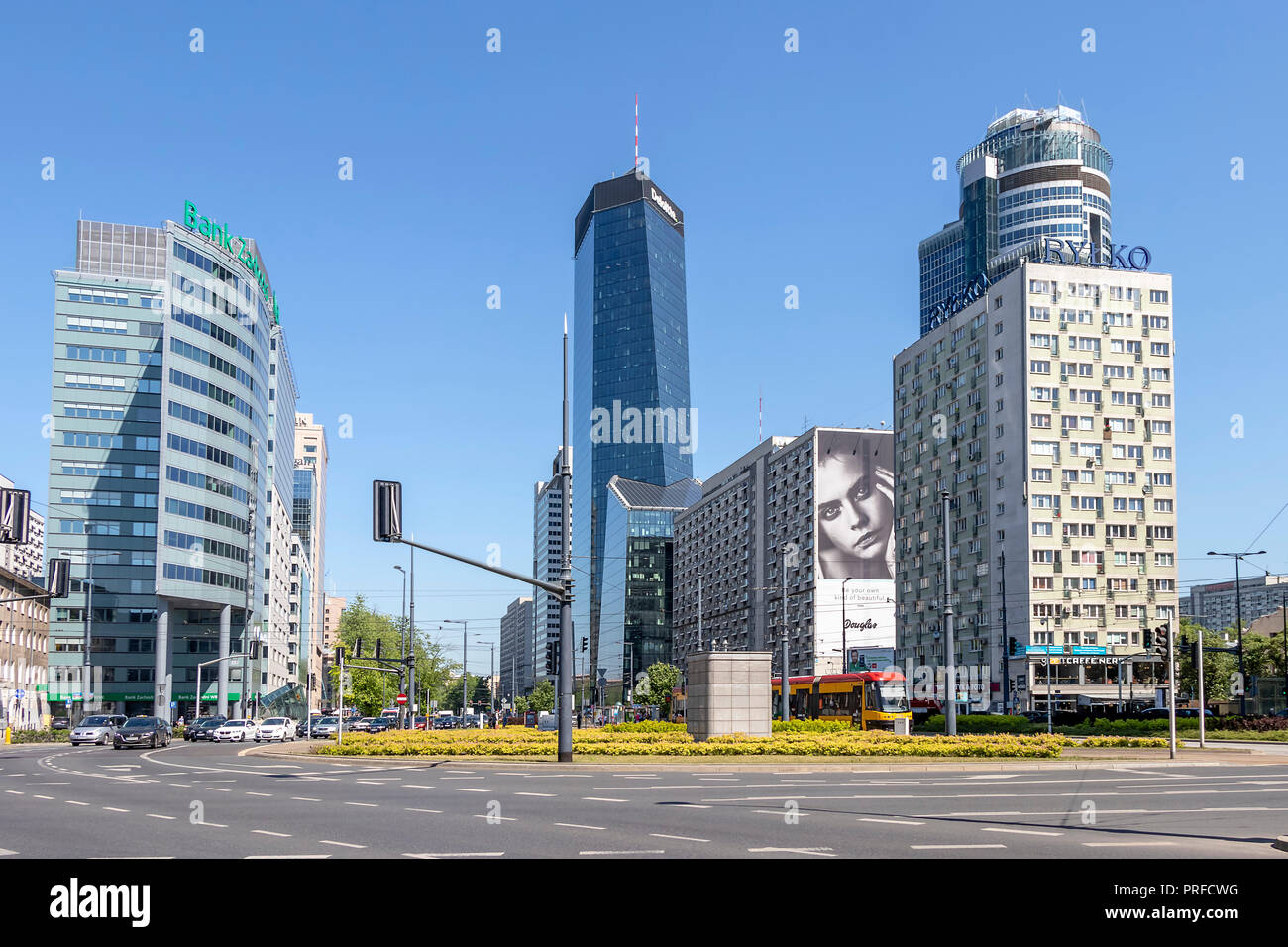Warsaw modern architecture hi-res stock photography and images - Alamy