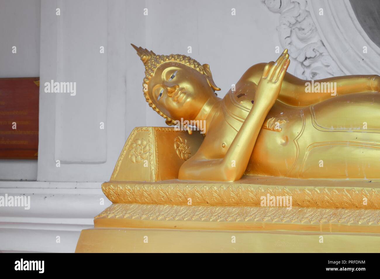buddha statue sleep ancient in the Thai temple Stock Photo - Alamy