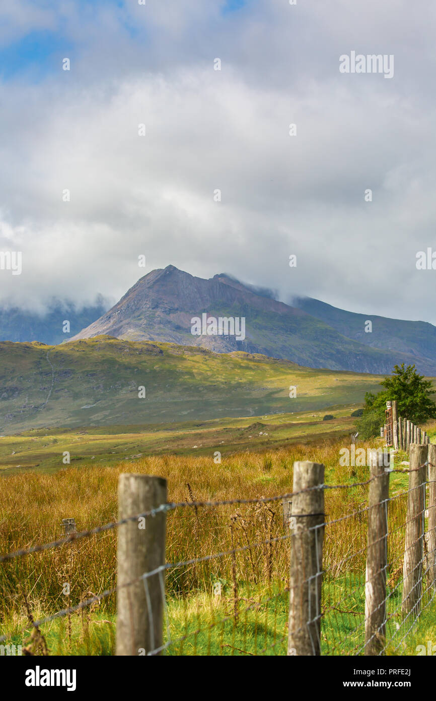 Summit of mount snowdon hi-res stock photography and images - Alamy