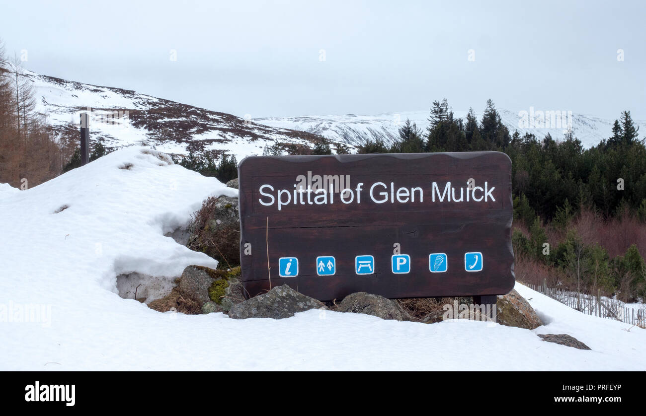 Spittal of glen muick hi-res stock photography and images - Alamy