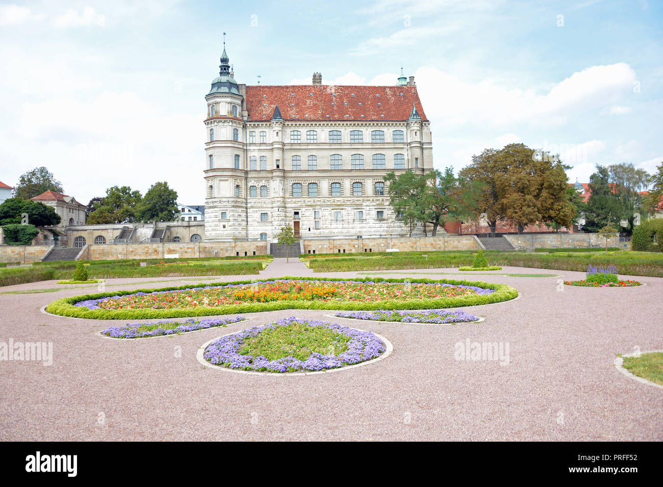 Schloss Hintergrund Burg Stock Photo - Alamy