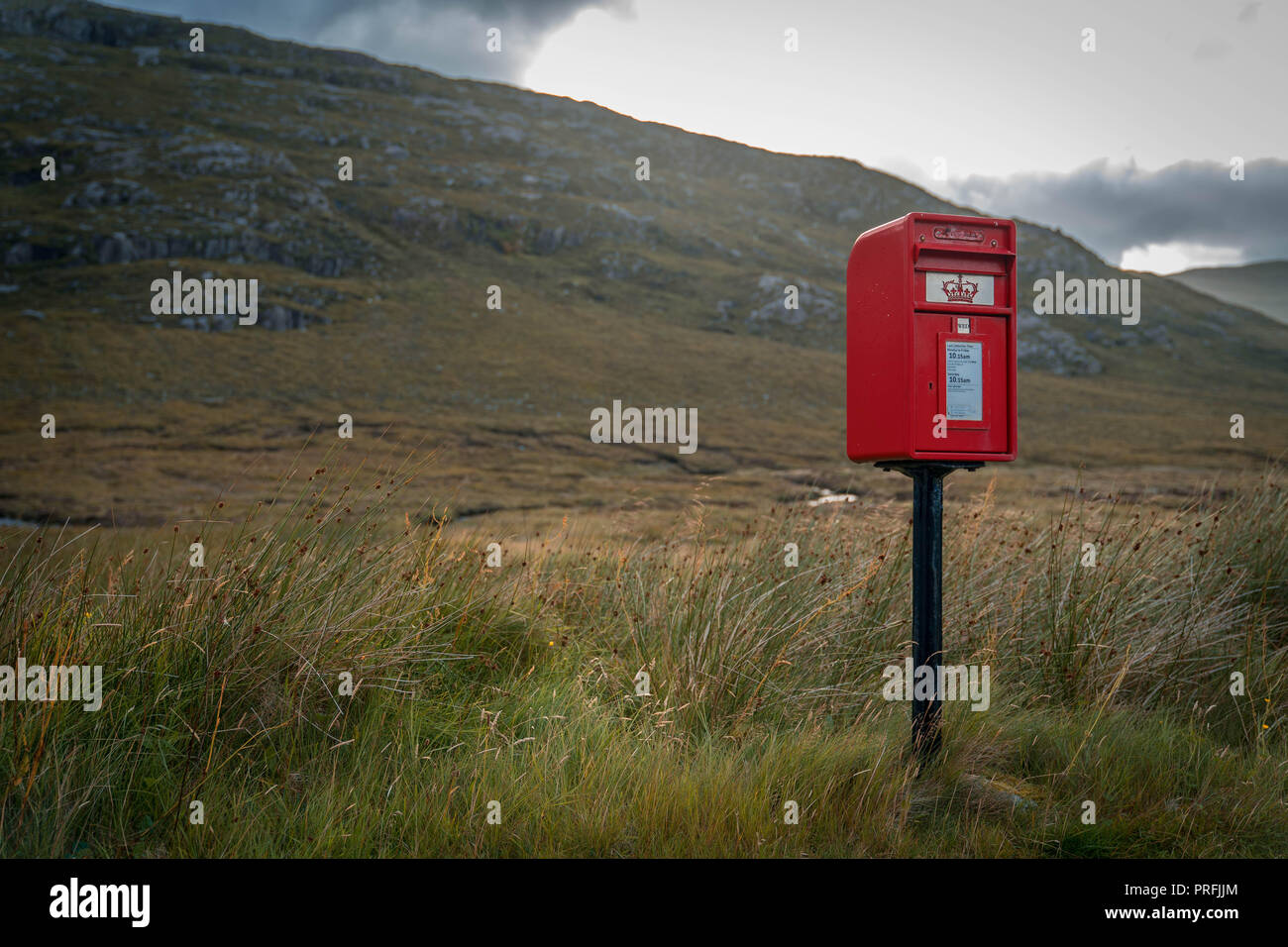 Royal mail postbox scotland hi-res stock photography and images - Alamy