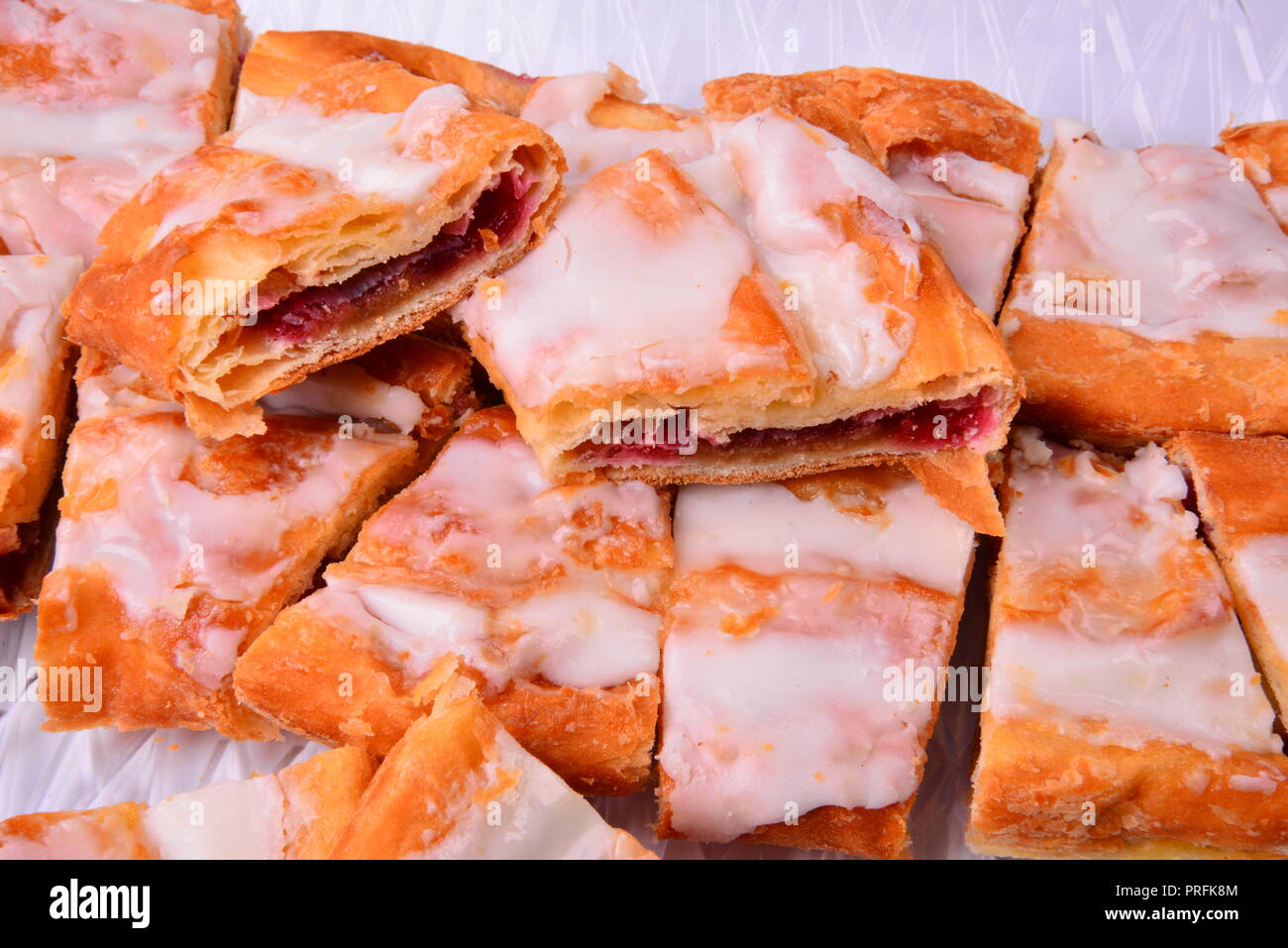 Danish kringle racine hi-res stock photography and images - Alamy
