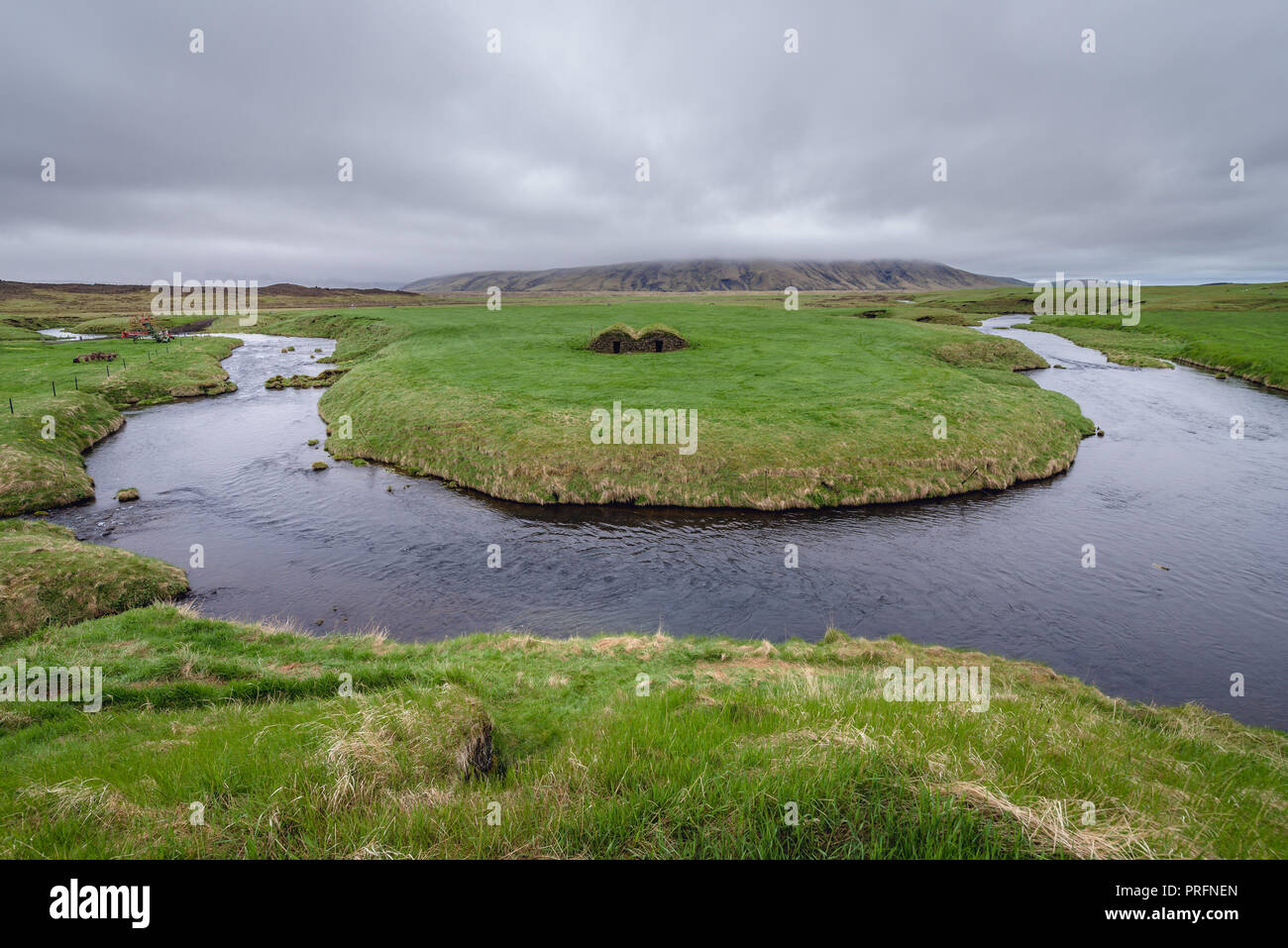 Turf farm grass water hi-res stock photography and images - Alamy