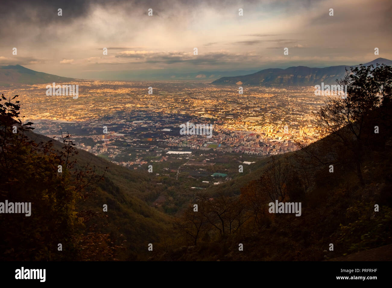 Pompeii aerial hi-res stock photography and images - Alamy