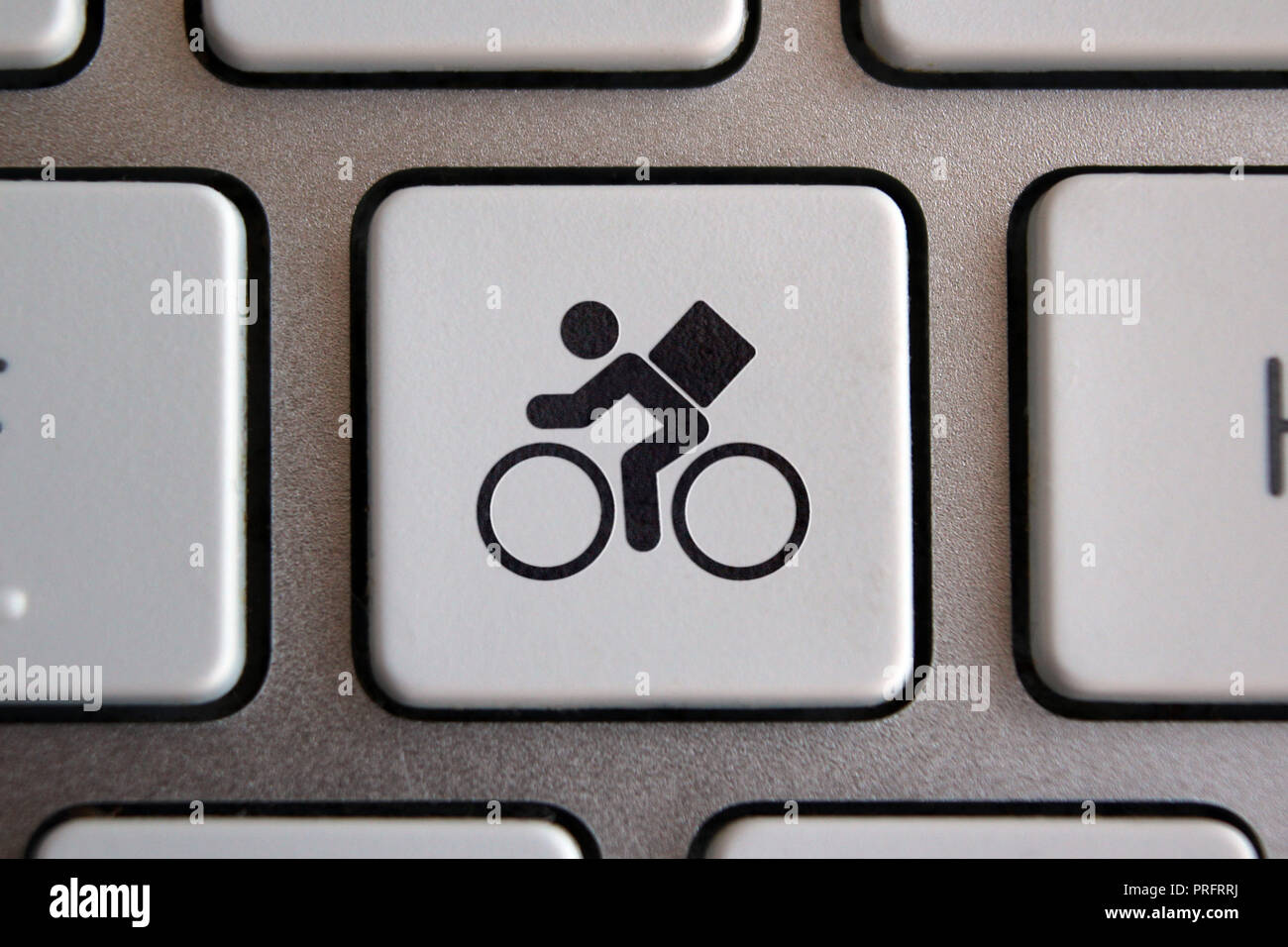 Fast parcel delivery icon hi-res stock photography and images - Alamy