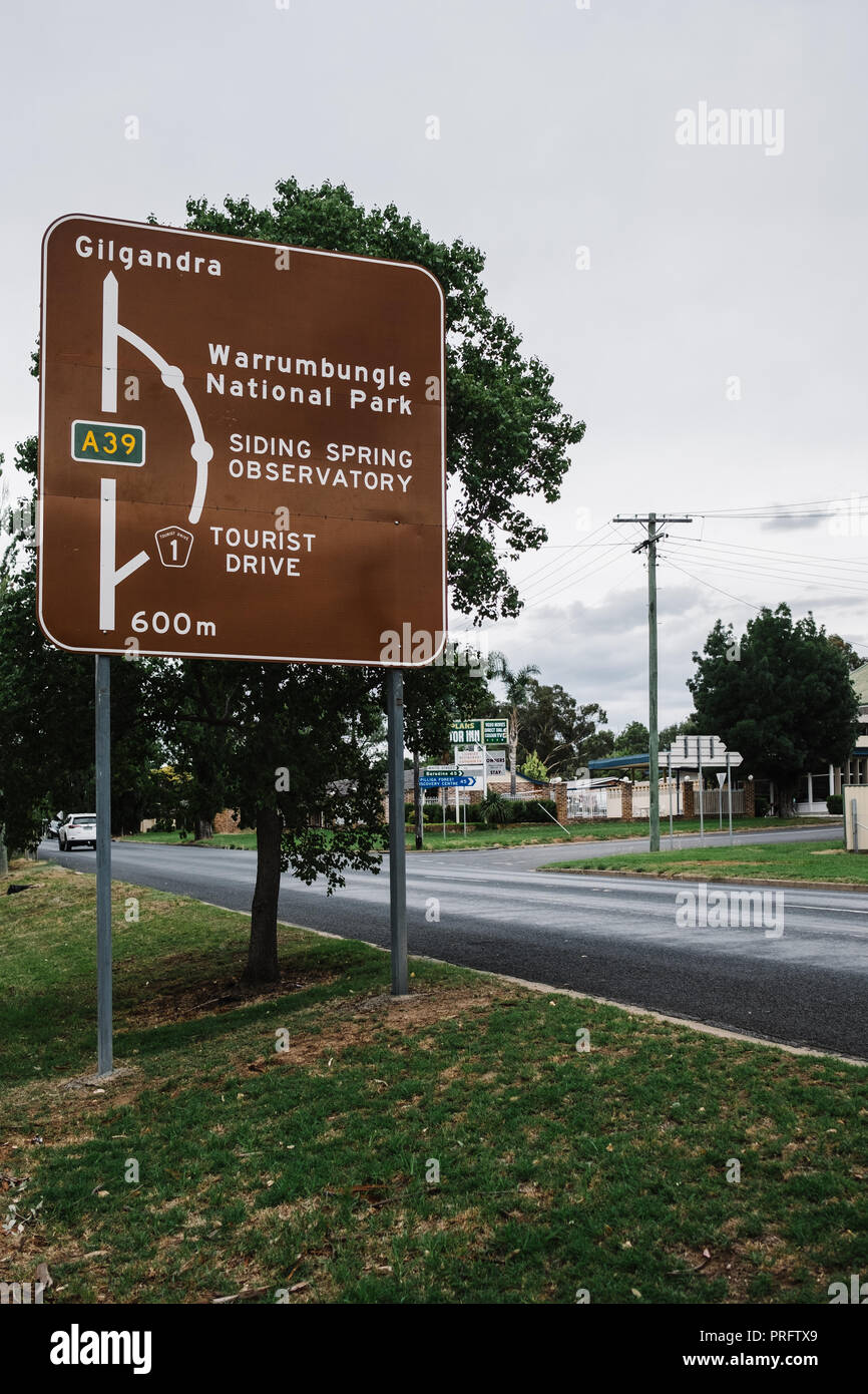 Tourist Road Sign in Coonabarabran, Australia Stock Photo - Alamy