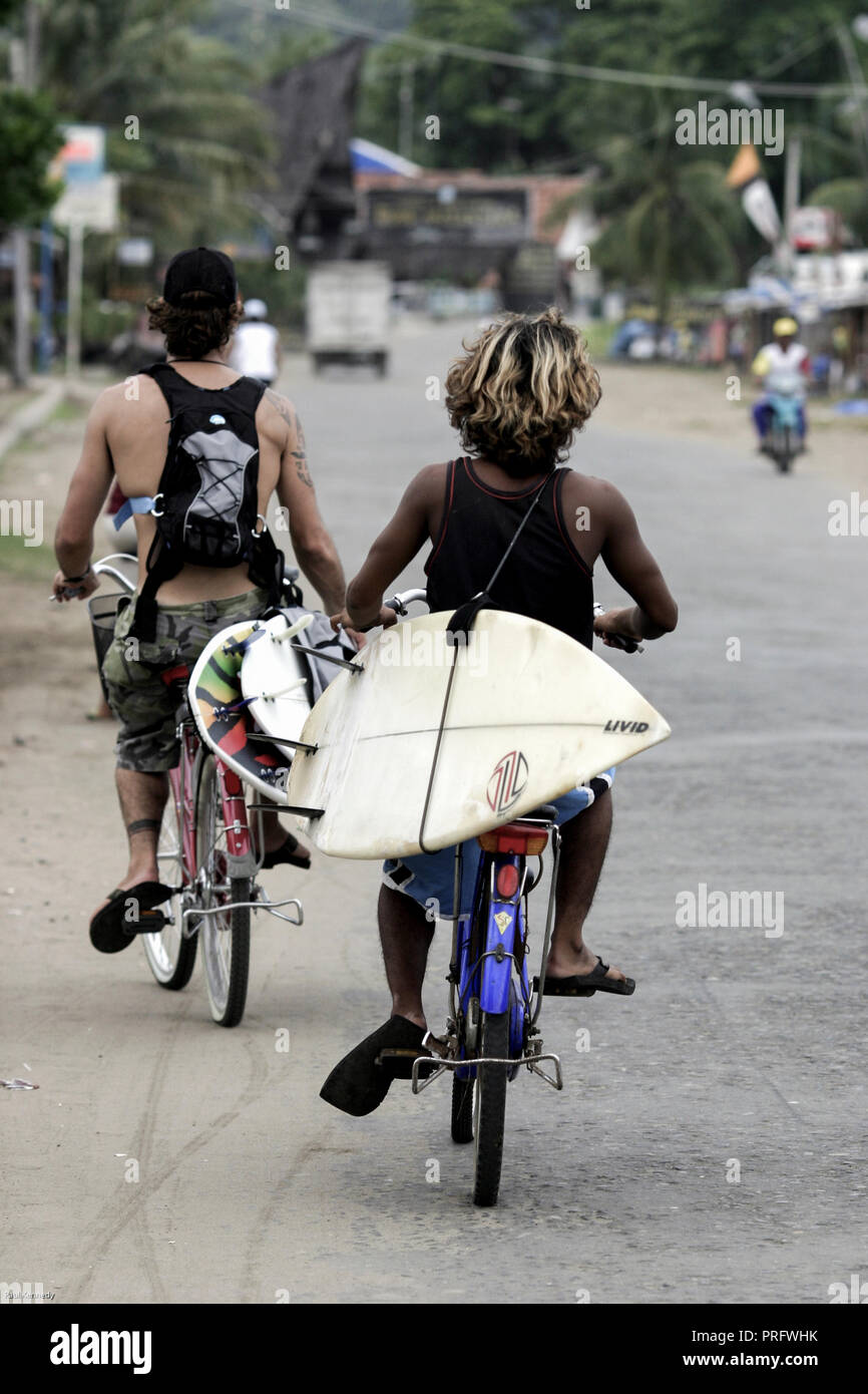 Asian male surfer portrait hi-res stock photography and images - Alamy