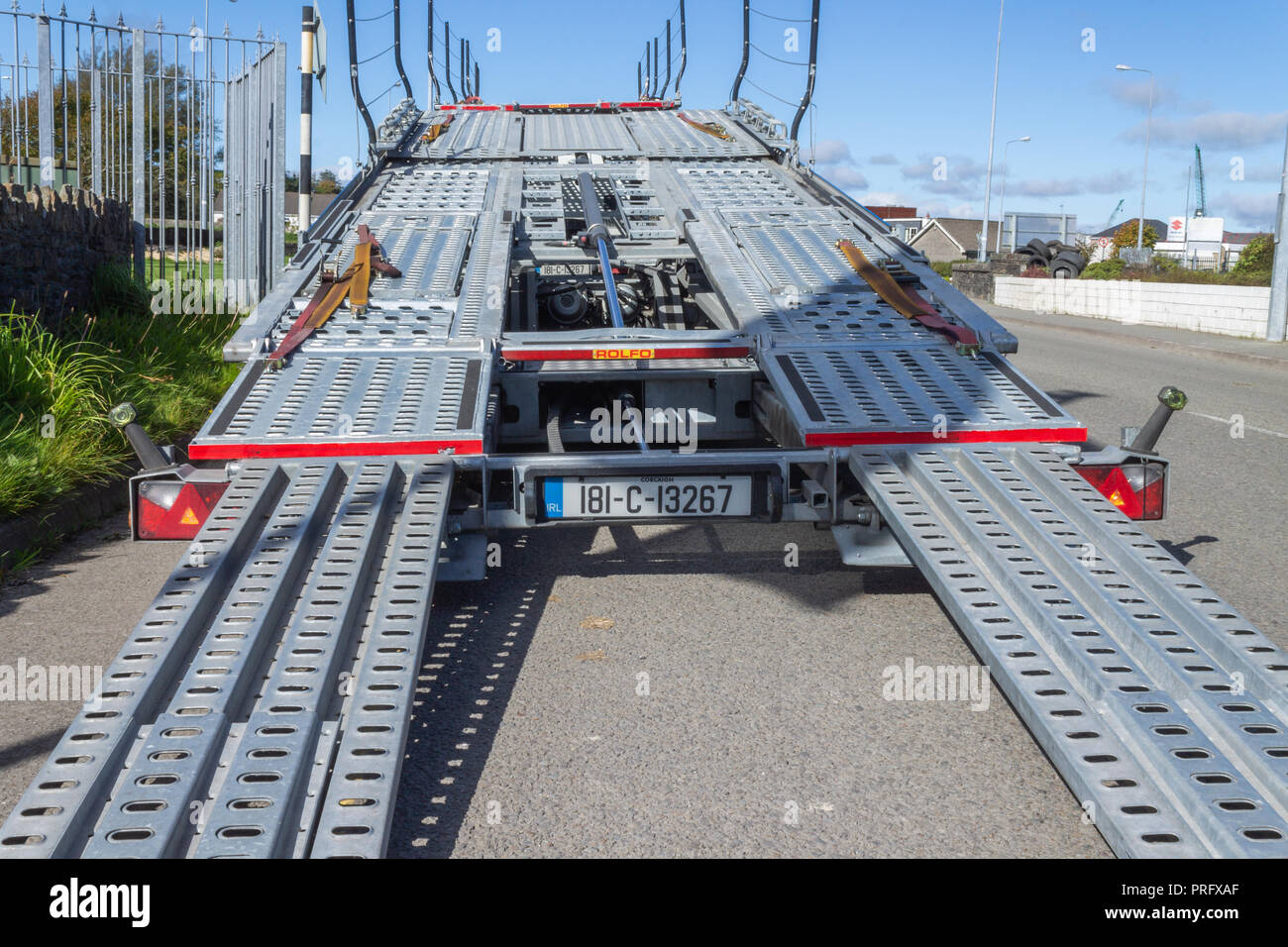Lorry ramp hi-res stock photography and images - Alamy