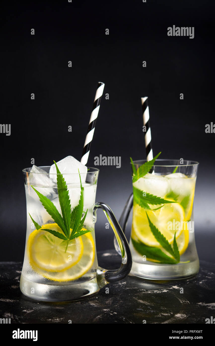 Marijuana lemonade cocktail with ice in a jar Stock Photo - Alamy