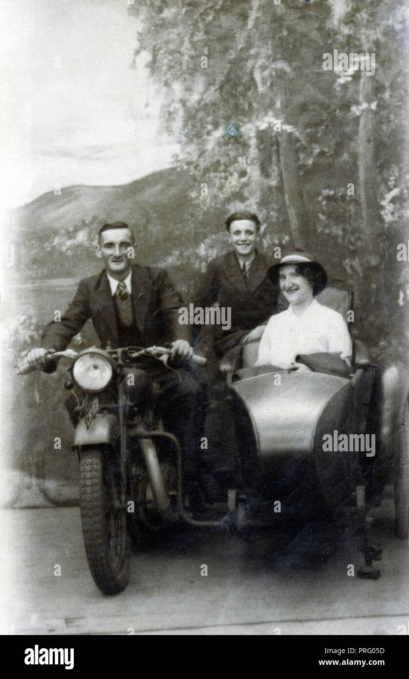 Family on a sidecar hi-res stock photography and images - Alamy
