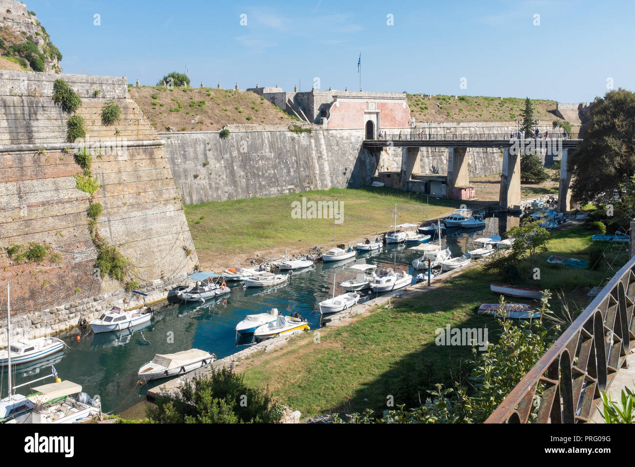 The Old Venetian Fort in Corfu Town, Corfu, Greece Stock Photo - Alamy
