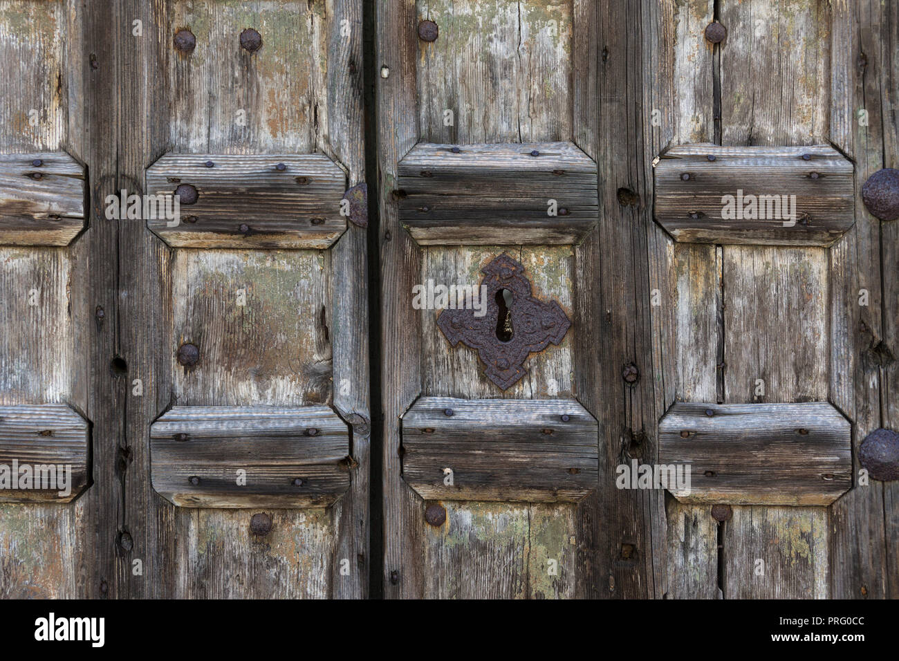 Wood locked hi-res stock photography and images - Alamy