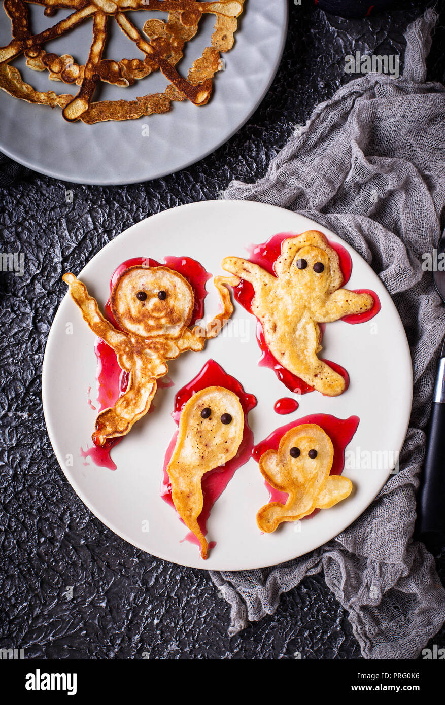 Halloween creative treat ghost pancakes Stock Photo - Alamy