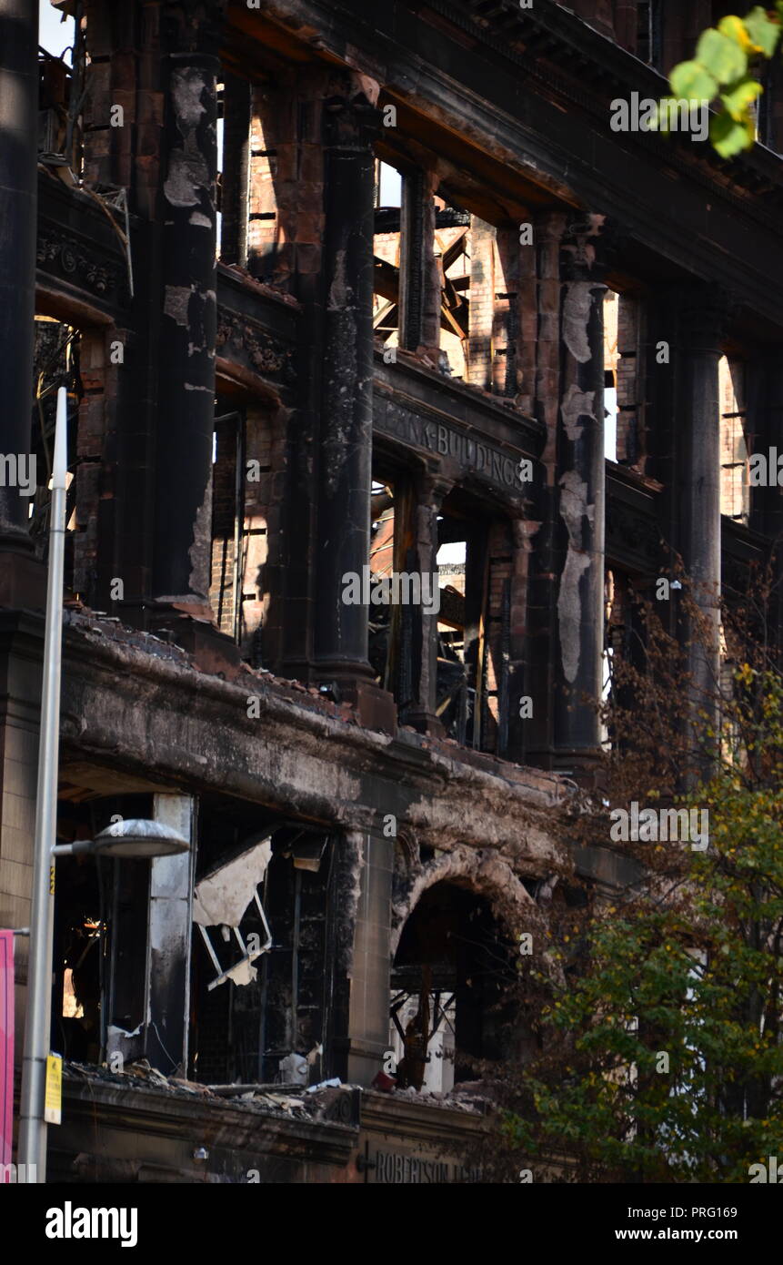 Bank buildings fire hi-res stock photography and images - Alamy