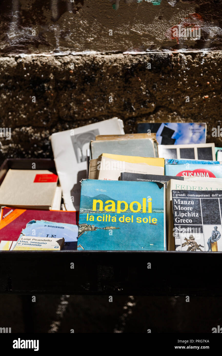 Old spanish book hi-res stock photography and images - Alamy