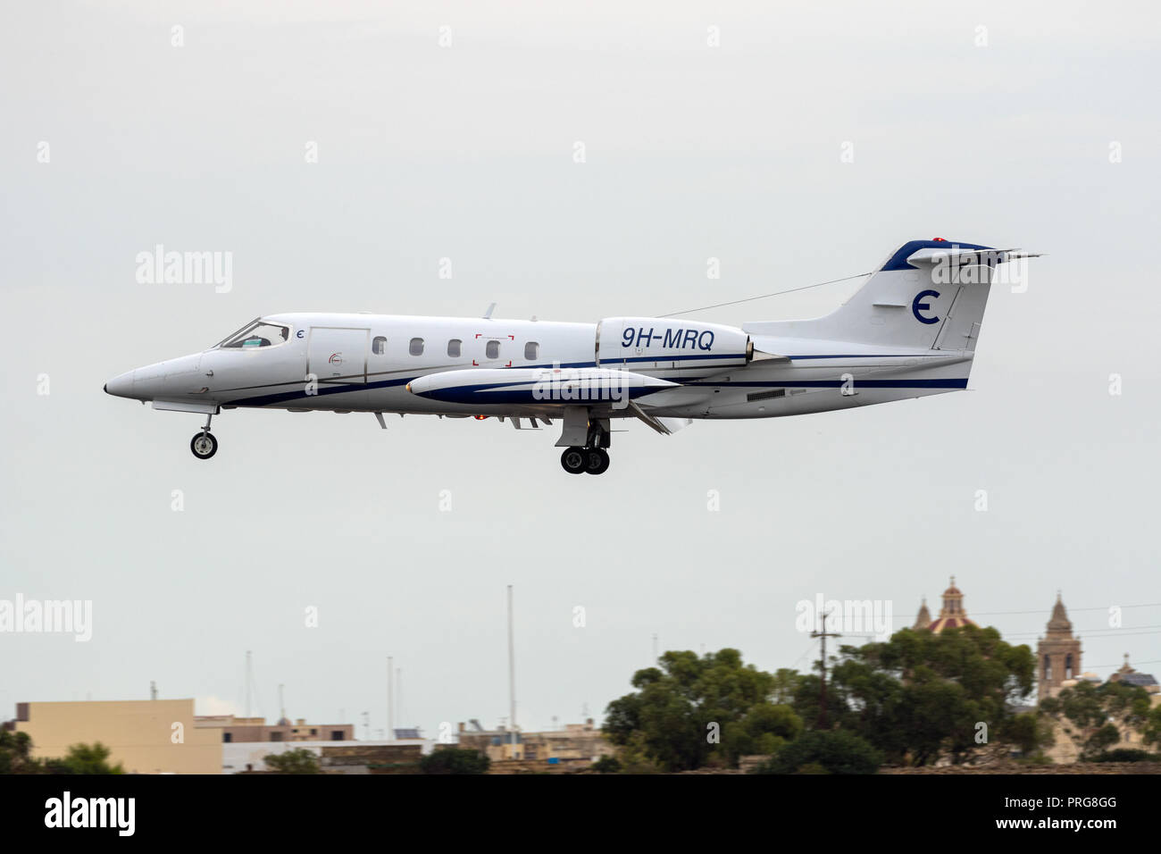 Learjet aircraft hi-res stock photography and images - Alamy