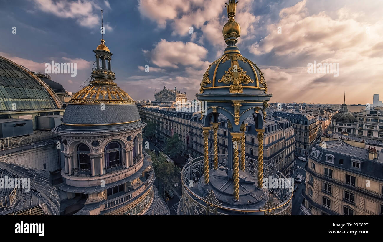 France paris haussmann building facade hi-res stock photography and ...