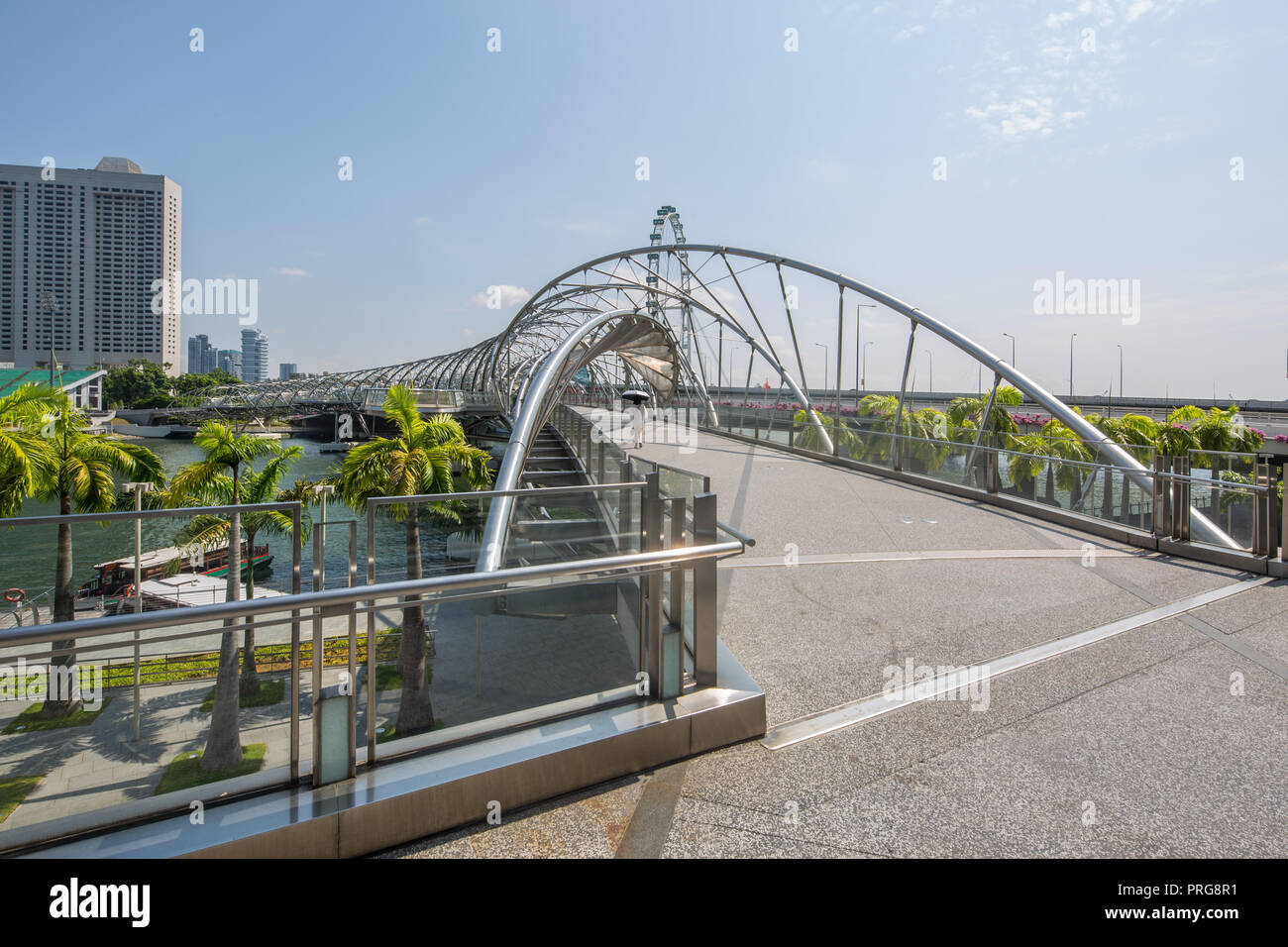 Helix bridge during the day in Singapore Stock Photo - Alamy