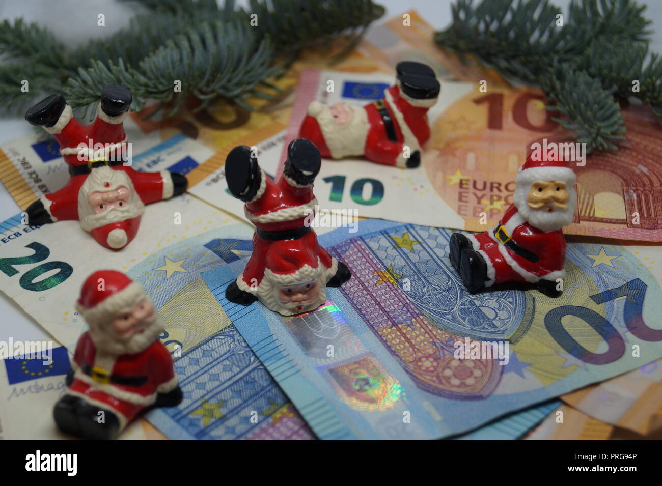 Payroll christmas hi-res stock photography and images - Alamy